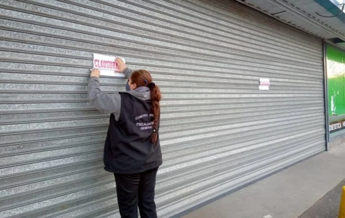 Ituzaingó: reabrió el hipermercado de Ratti | Viví el Oeste | Noticias ...