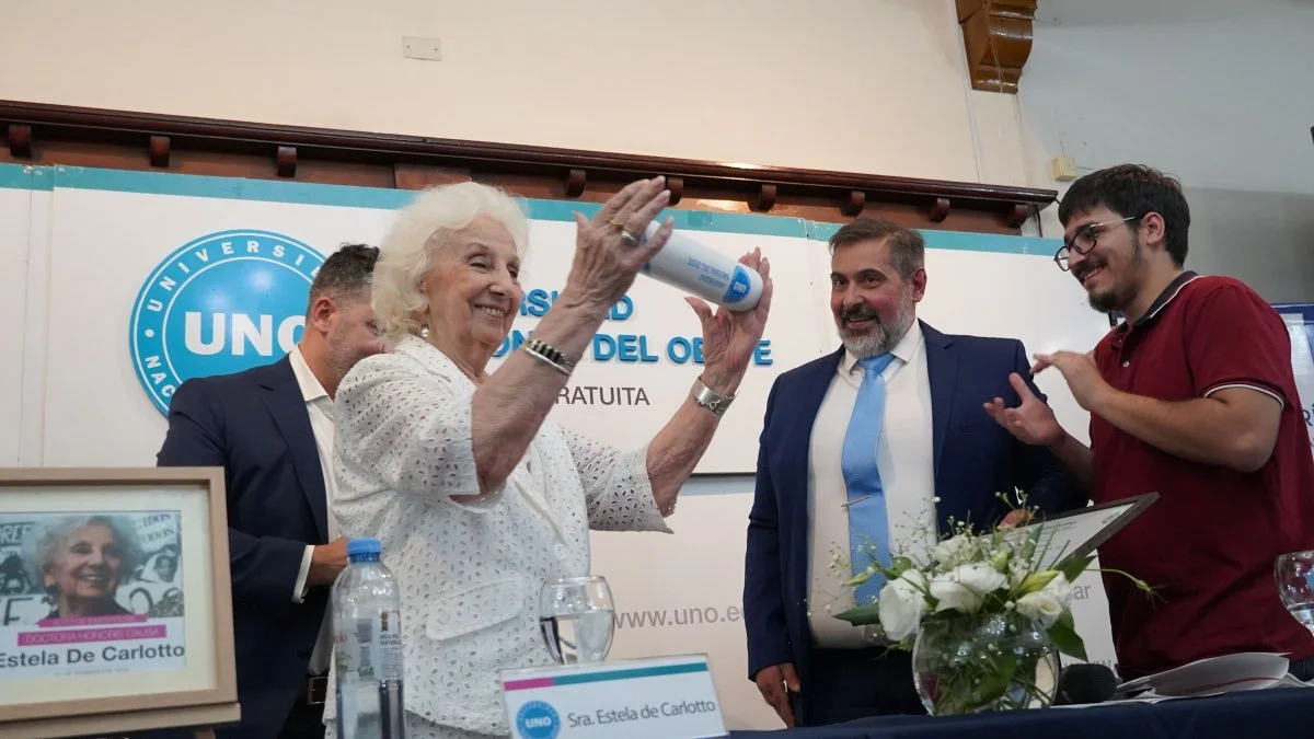 La UNO nombró "Doctora Honoris Causa" a Estela de Carlotto | Viví el ...